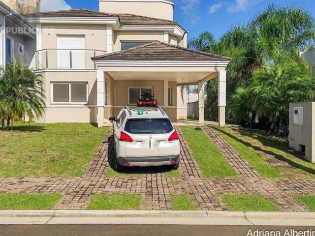 Casa em Condominio Fechado