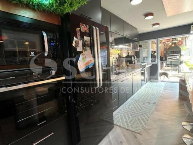 Casa em Condomínio Fechado 135m² | 3 Dormitórios 1 Suíte | R$ 1.200.000