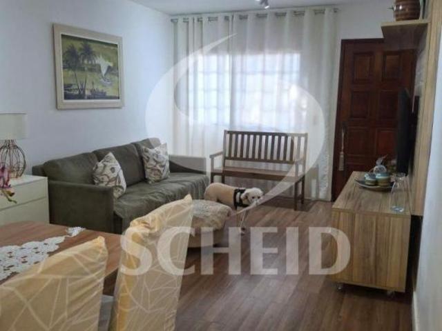 Casa em condomínio fechado 2 dormitórios 3 vagas