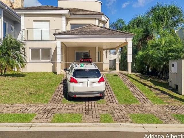 Casa em Condominio Fechado