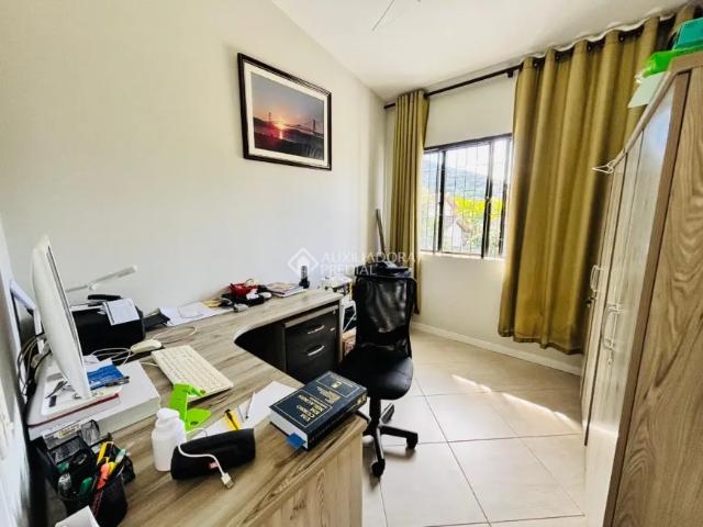 Casa em condominio fechado