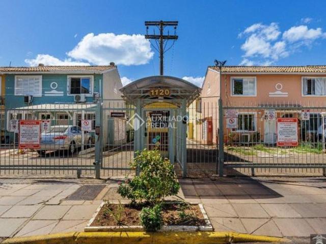 Casa em condomínio fechado, 3 dormitórios, 1 vaga Sarandi Porto Alegre