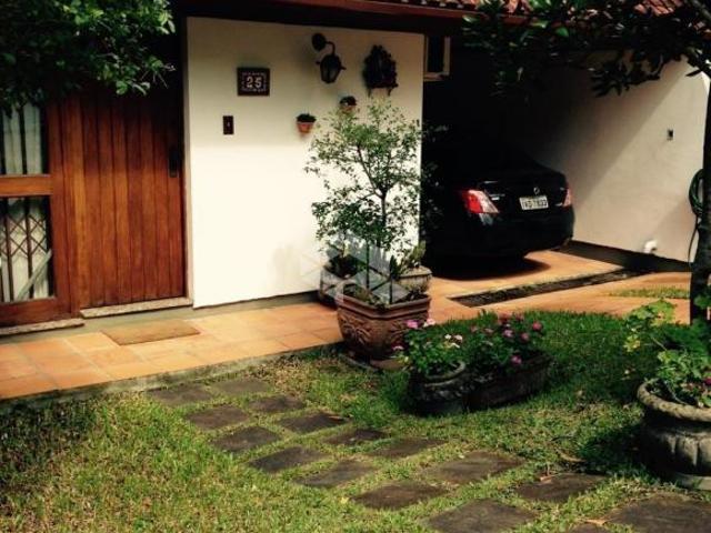 CASA EM CONDOMÍNIO FECHADO 3 DORMITÓRIOS, 3 VAGAS