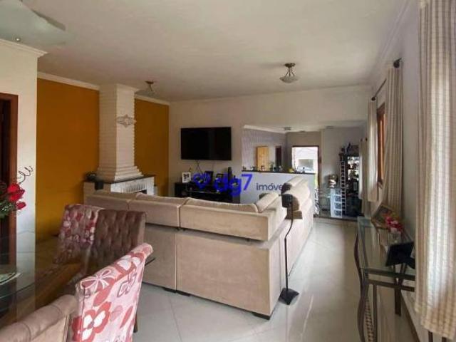 Casa em Condomínio Fechado – 3 Dorms, Piscina e Espaço Gourmet