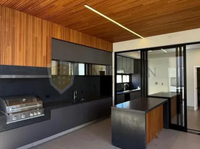 Casa em Condomínio Fechado 3 Suítes, 364,43 m², Alphaville