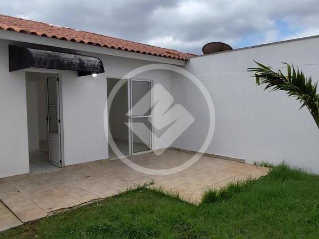 CASA EM CONDOMINIO FECHADO TERRA NOVA VARZEA GRANDE GUARITA/23 DE SETEMBRO 3QUARTOS SENDO 1 SU