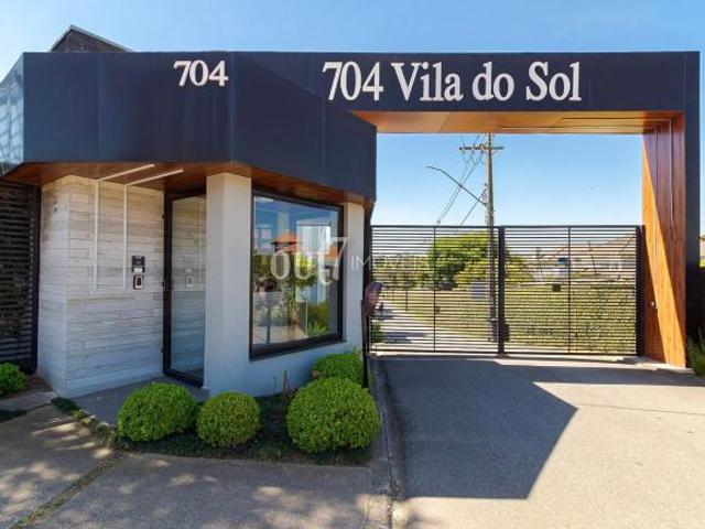 Casa em condomínio fechado Vila do Sol