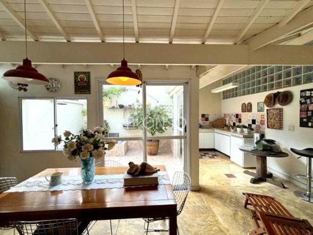 CASA EM CONDOMÍNIO FECHADO, VILA SÃO FRANCISCO !