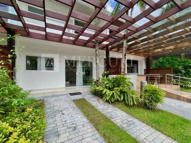 Casa em condomínio fechado à venda na Marina Del Rey em Guarujá