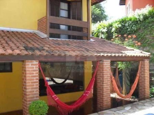 Casa em condomínio fechado à venda na Granja Viana | conforto, lazer e segurança 24 horas