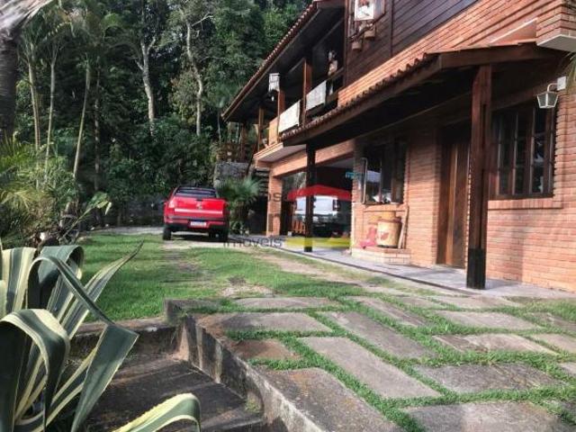 Casa em condomínio fechado à venda na Serra da Cantareira