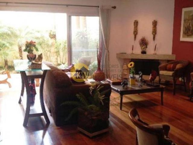 CASA EM CONDOMÍNIO FECHADO A VENDA ALTO DA BOA VISTA IMPECÁVEL LINDA IMPECÁVEL SÓ PÓR 2.700,000