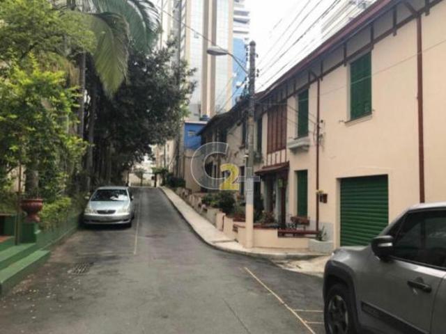 Casa em Condomínio fechado à venda em Santana 3 suítes, 3 quartos, 4 banheiros, 1 vaga, 150m²