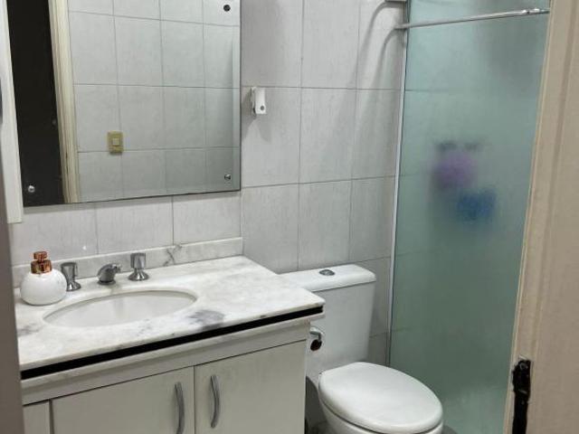 Casa em Condomínio Fechado à Venda – 3 Dormitórios, Quintal com Churrasqueira e