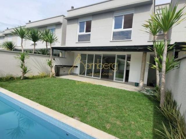 Casa em condomínio fechado alto da boa vista
