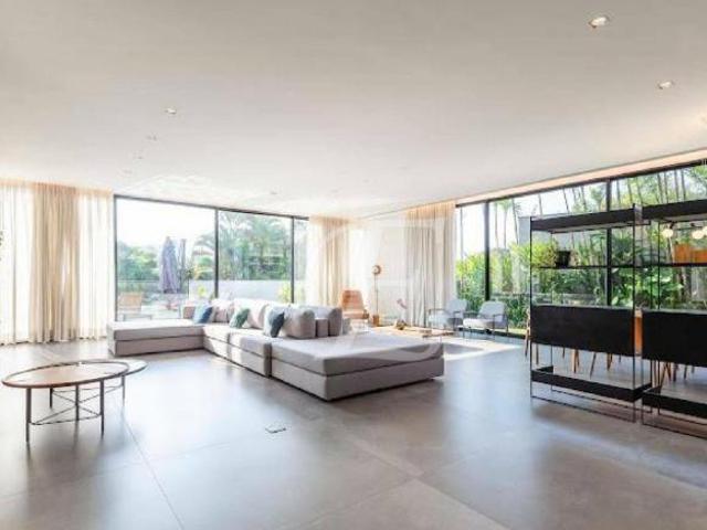 Casa em Condomínio fechado Alto da Boa Vista 1200m² úteis