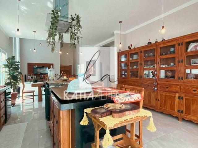 Casa em Condomínio fechado | Alto Padrão