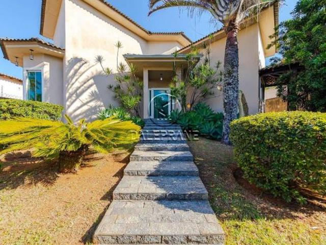 CASA EM CONDOMÍNIO FECHADO | ARNIQUEIRA | 847M² | 3 QUARTOS | 1 SUÍTE + 2 SEMI SUÍTES | 4 VAGAS
