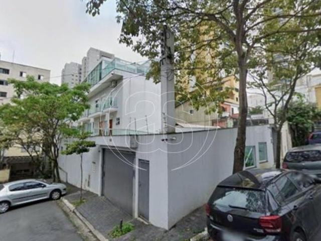 CASA EM CONDOMÍNIO FECHADO. CHÁRA INGLESA!