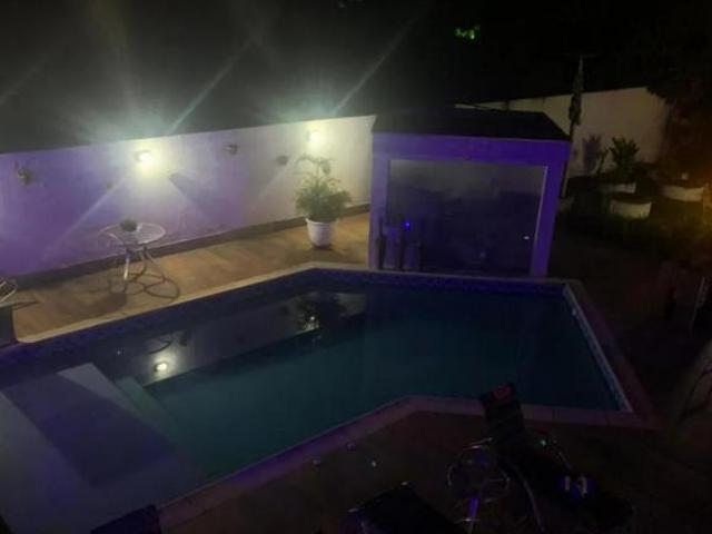 Casa em Condomínio Fechado com 3 Dormitórios em Ubatuba