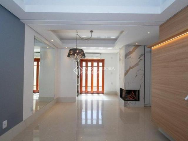 Casa em condomínio fechado com 3 quartos e lareira Harmonia/Canoas