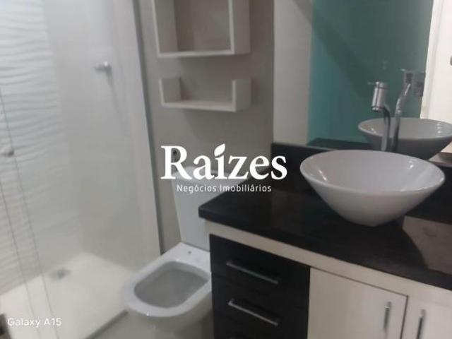 Casa em Condomínio Fechado com 3 Quartos em Uberlândia – Varanda Gourmet e Lazer Completo