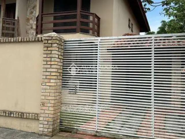 Casa em condomínio fechado com 3 quartos para alugar na Rua Isaltina de Assunção Farias, 229, Rio Tavares, Florianópolis