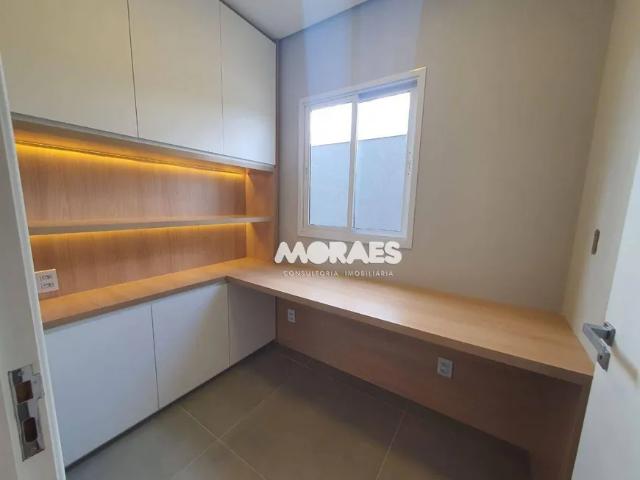 Casa em Condomínio Fechado com 3 suítes à venda, 210 m² por R$ 1.900.000 Spazio Verde Comendador