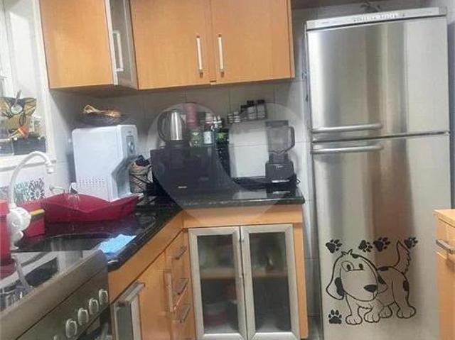 CASA EM CONDOMÍNIO FECHADO COM 110M2 2 SUÍTES C/ 3 BANHEIROS 1 VAGA DE GARAGEM LAZER COMPLETO