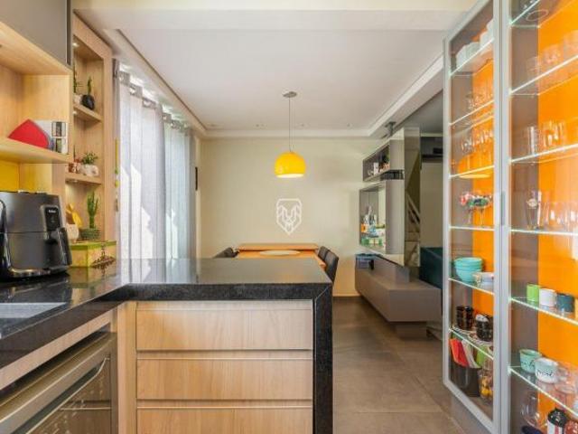 Casa em Condomínio fechado, com 160 M2, Campo Comprido, Curitiba
