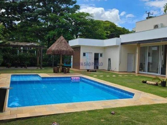 Casa em condomínio fechado com 1.051m² de terreno Sorocaba