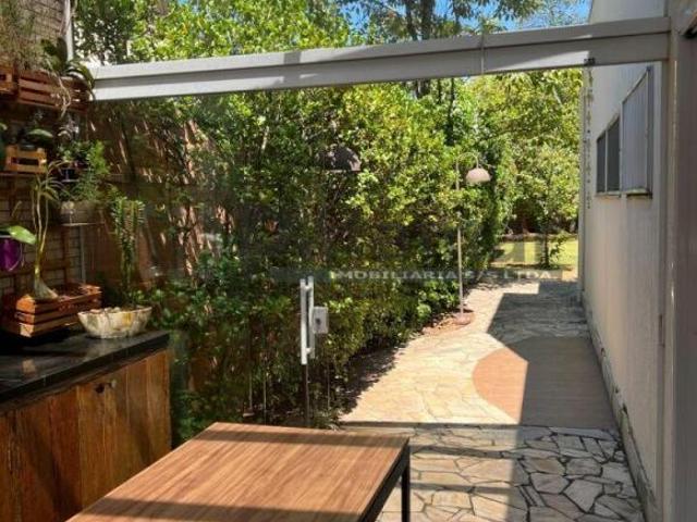 Casa em condomínio fechado com 2 quartos no Instituto de Previdência