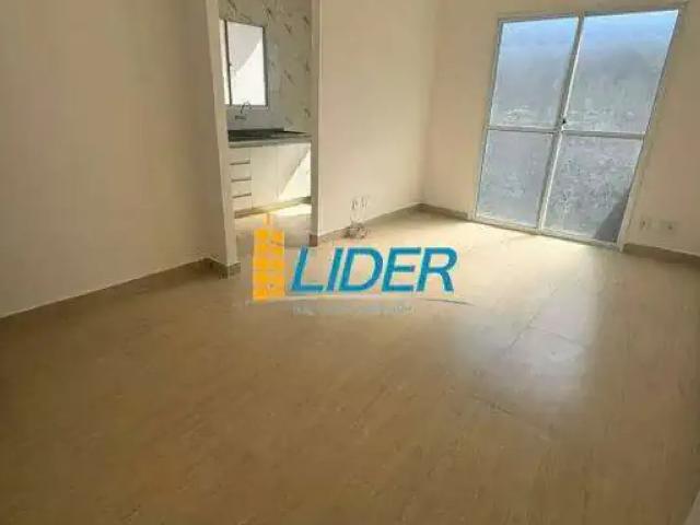 Casa em condomínio fechado com 2 quartos para alugar na Avenida dos Ferreiras, Aclimação, Uberlândia