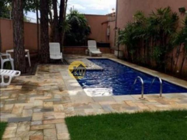 Casa em Condomínio fechado com 4 Quartos à Venda, 162m² por R$ 1.350.000
