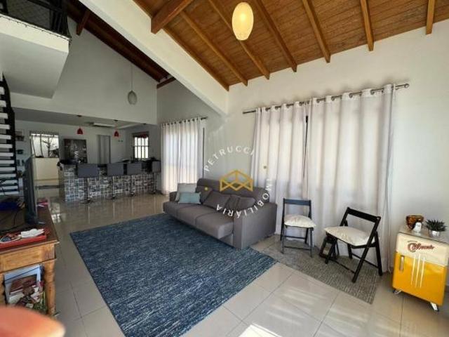 CASA EM CONDOMÍNIO FECHADO COM 4 SUÍTES CONFORTO, SEGURANÇA E LAZER COMPLETO