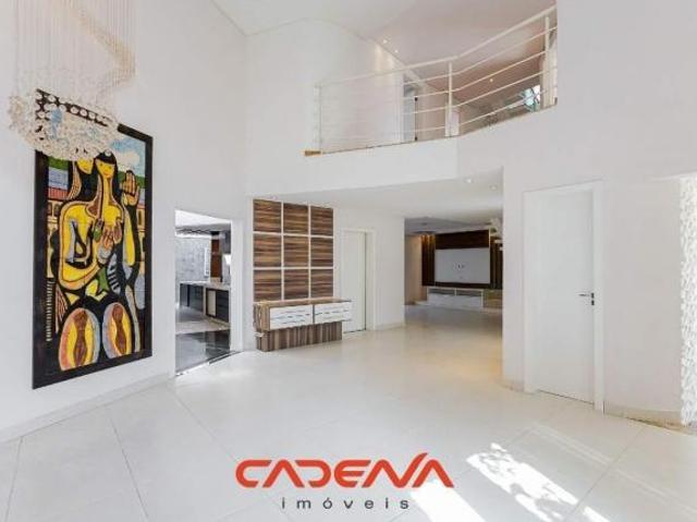 Casa em condomínio fechado com 4 suítes e 4 vagas à venda no Campo Comprido