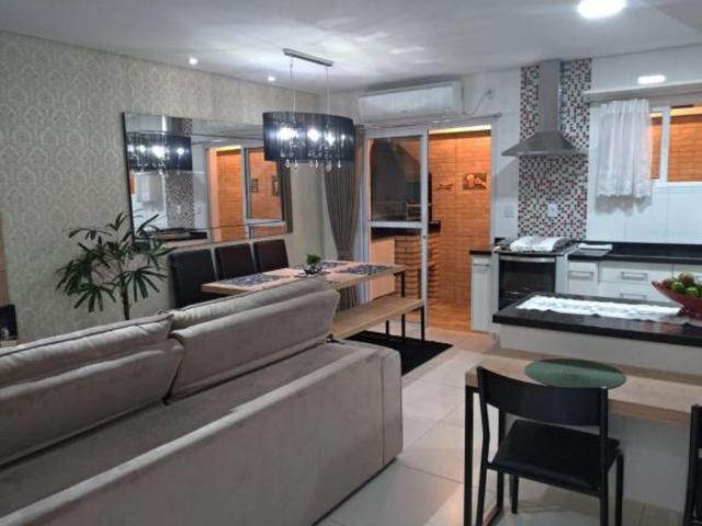 Casa em Condomìnio Fechado com 90 m² construídos, 3 quartos à venda em Vila Osasco