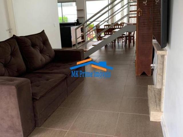 Casa em Condomínio Fechado com Hidro, Lareira, Armários, Piscina Granja