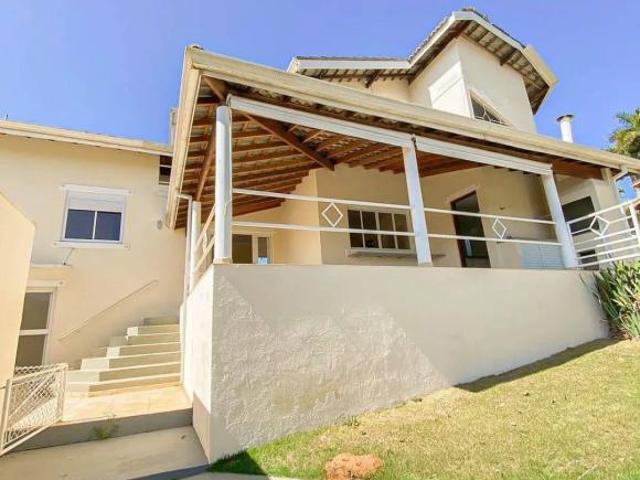 CASA EM CONDOMINIO FECHADO COM PISCINA EM ATIBAIA