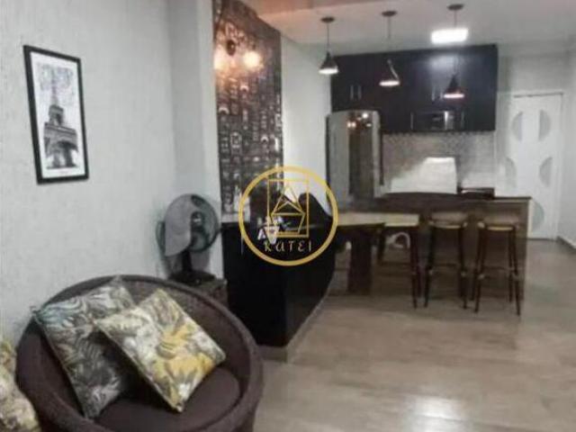 Casa em Condomínio Fechado — Conforto e Segurança