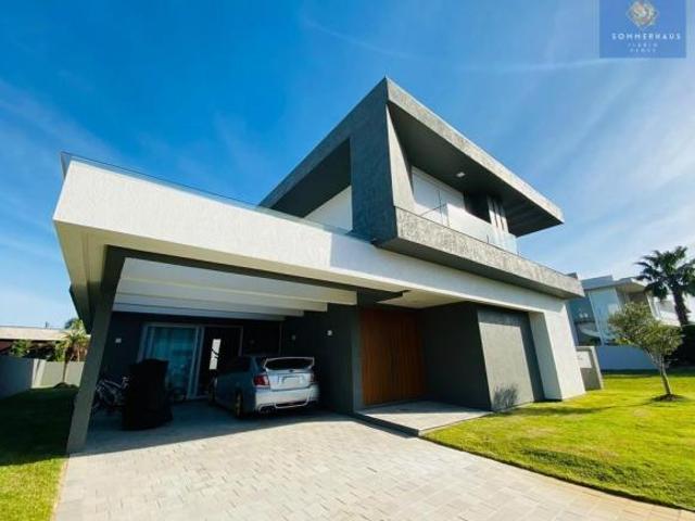 Casa em Condomínio fechado de Xangri Lá