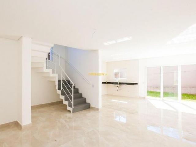 Casa em Condomínio Fechado de Alto Padrão