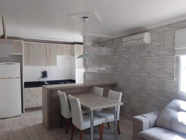 Casa em condomínio fechado de casas térreas