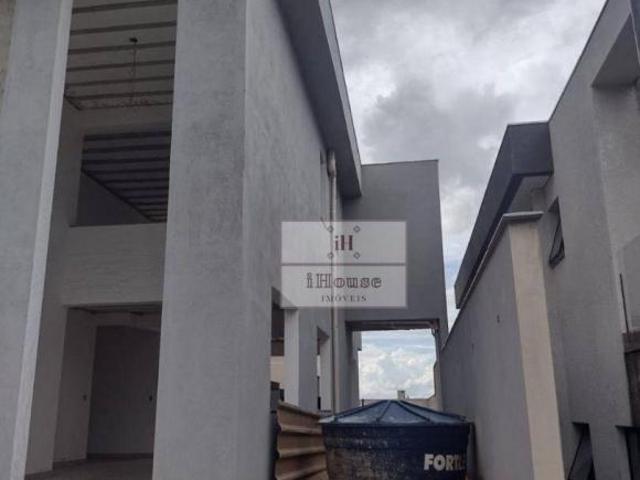 Casa em condomínio fechado em Vespasiano