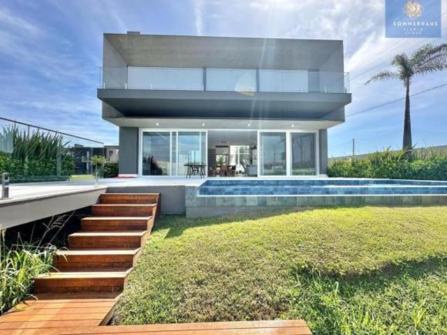 Casa em Condomínio fechado em Xangri Lá