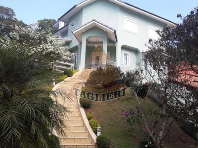 Casa em condomínio fechado em Aruja,4 dormitórios, suites, 5 vagas