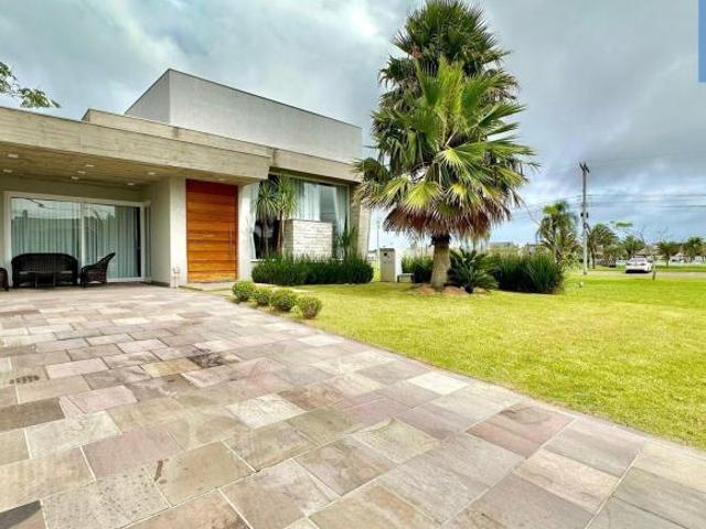 Casa em Condomínio fechado em Capão da Canoa