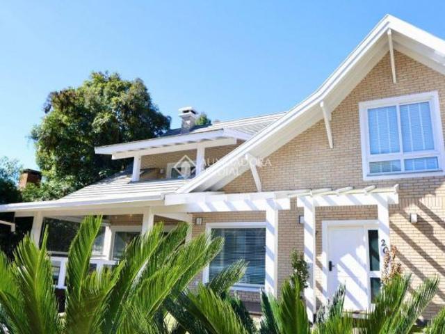 Casa em Condomínio Fechado em Gramado