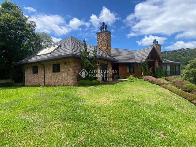 Casa em Condomínio Fechado em Gramado