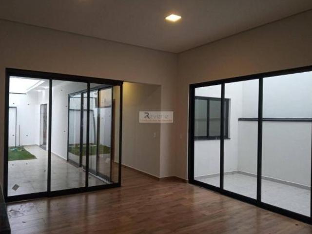 Casa em Condomínio fechado em Indaiatuba SP: 3 Quartos, 2 Suítes, 122m², Jardins do Império!